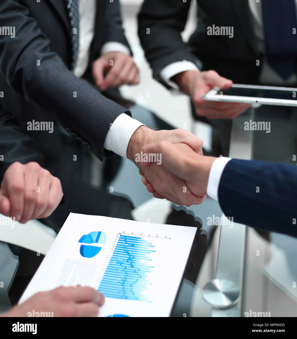 close up. investor and businessman shaking hands Stock Photo - Alamy
