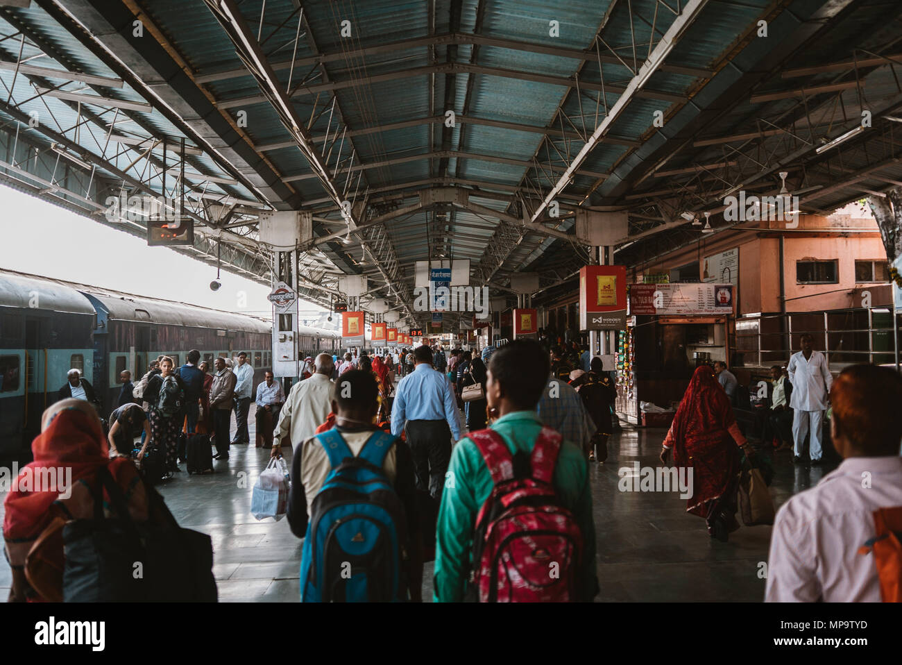 Crowded Train India High Resolution Stock Photography and Images - Alamy