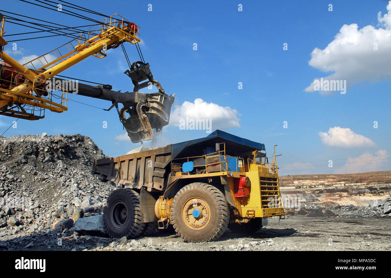 Loading iron ore on big hi-res stock photography and images - Alamy