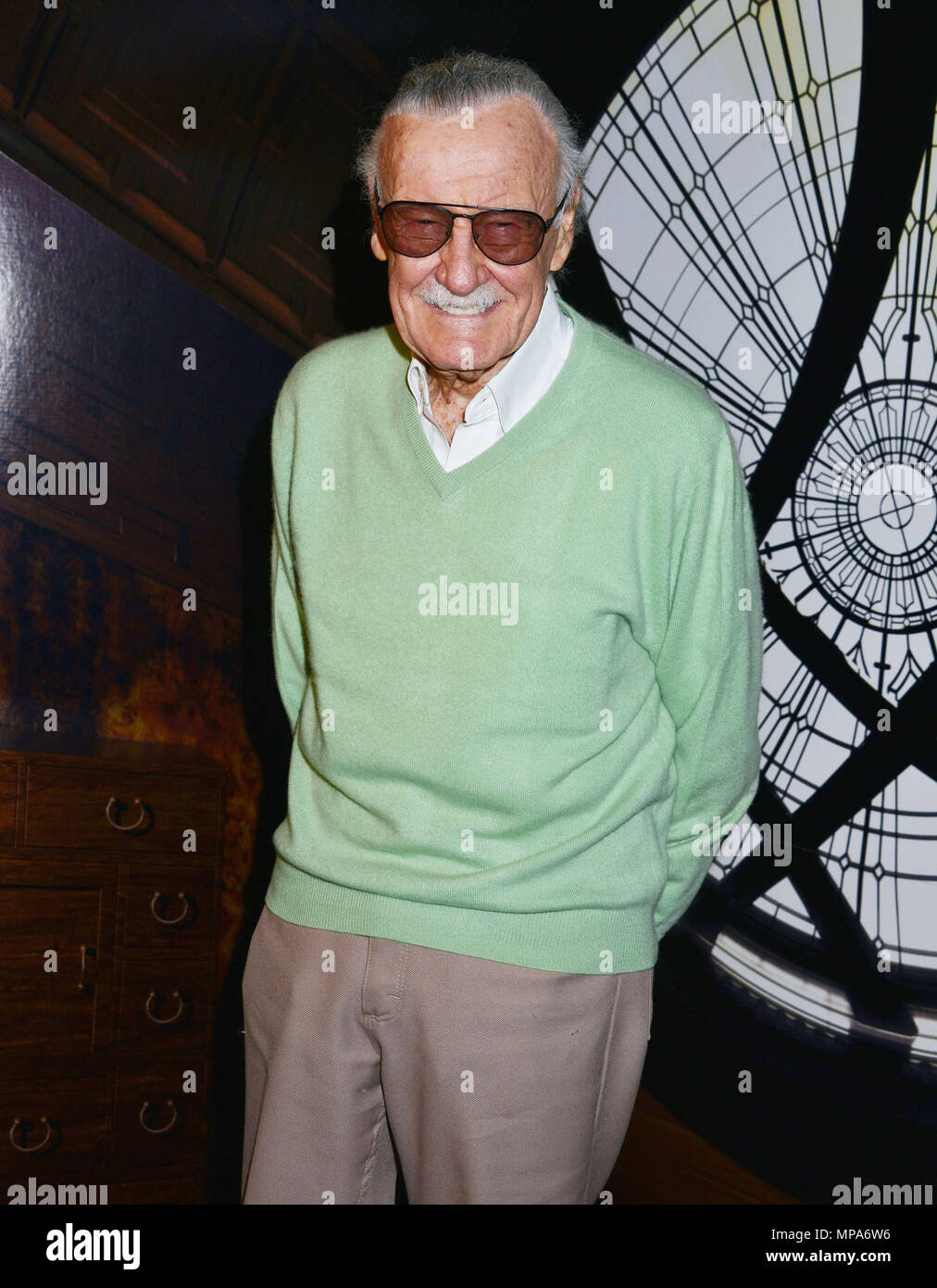 Stan Lee 049 at the Doctor Strange premiere at the El Capitan and TCL ...