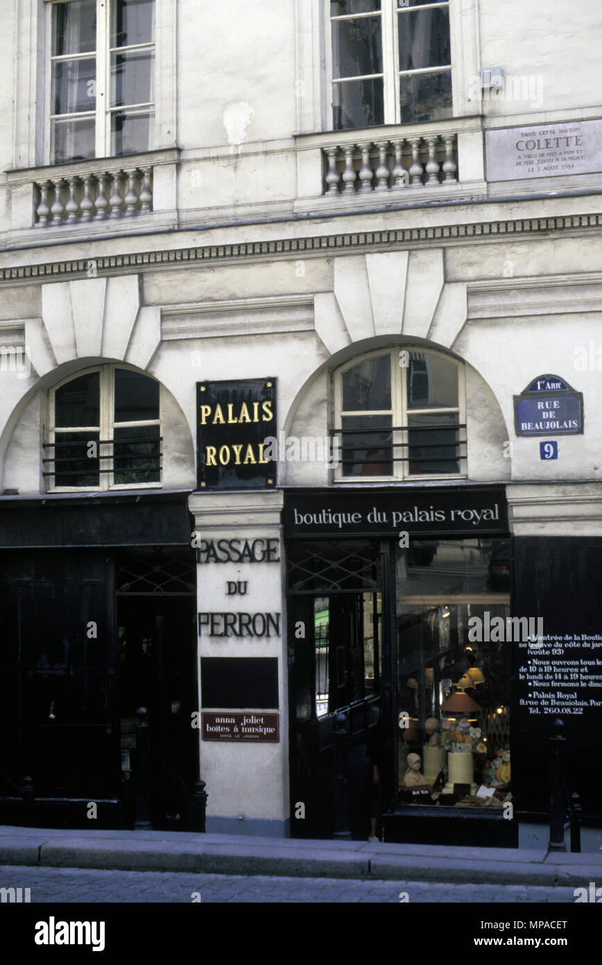 1988 HISTORICAL SHOP FRONTS PASSAGE DU PERRON PALAIS ROYAL PARIS FRANCE ...