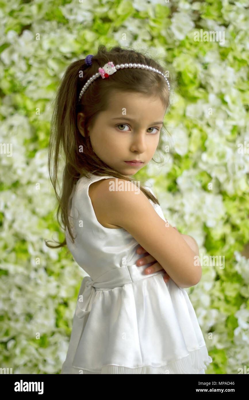 Angry 5 year old girl hi-res stock photography and images - Alamy