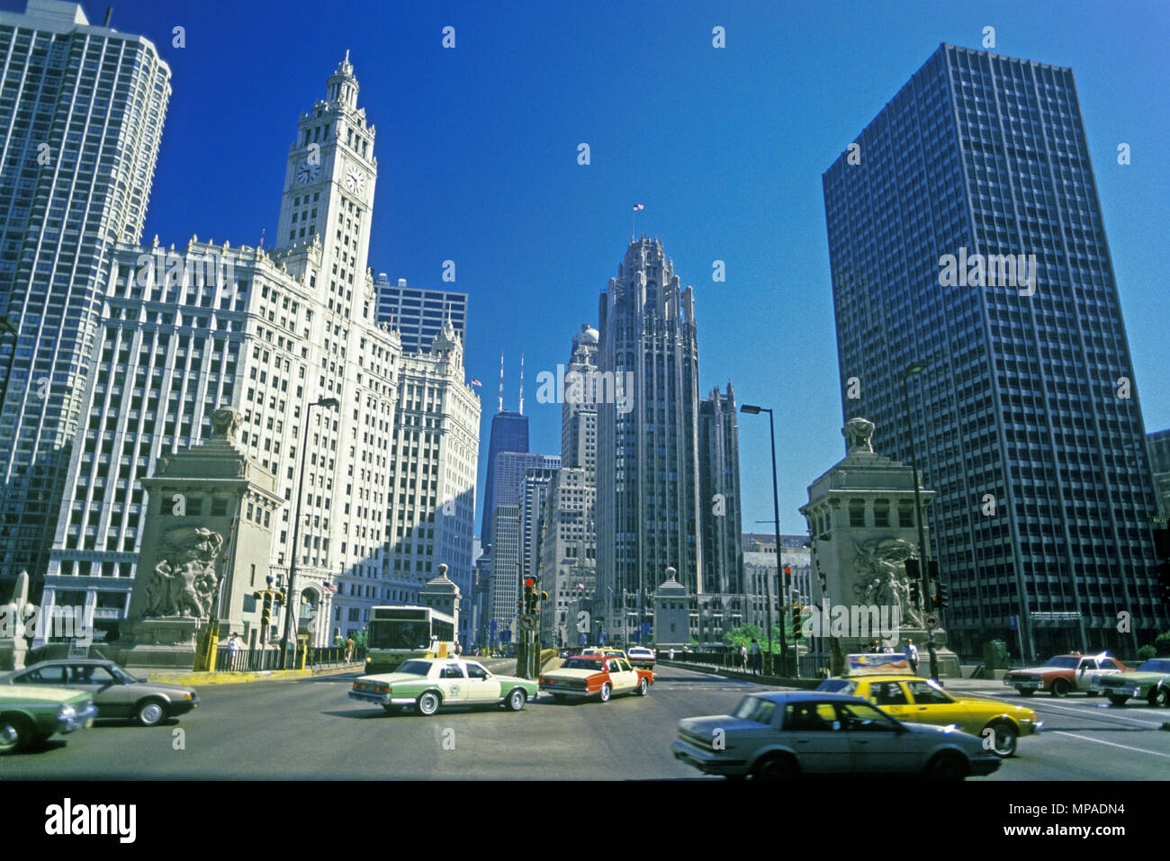 1988 HISTORICAL DUSABLE DRAWBRIDGE NORTH MICHIGAN AVENUE THE LOOP ...