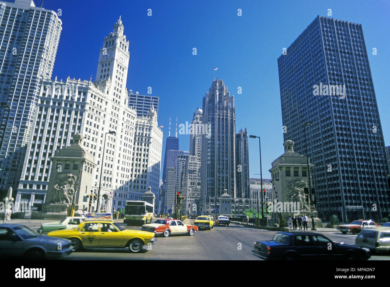 1988 HISTORICAL DUSABLE DRAWBRIDGE NORTH MICHIGAN AVENUE THE LOOP ...