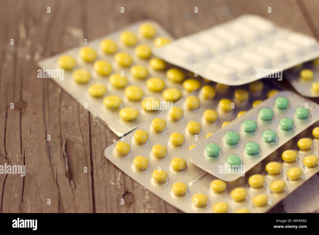 Pills, syringe and other medicine on table Stock Photo - Alamy