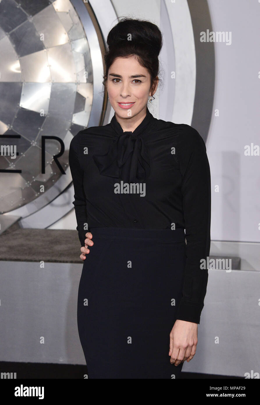 Sarah silverman 040 red carpet event hi-res stock photography and ...