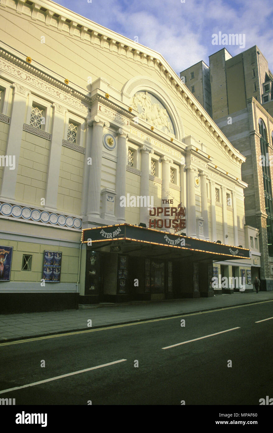 Manchester house 1980s hi-res stock photography and images - Alamy