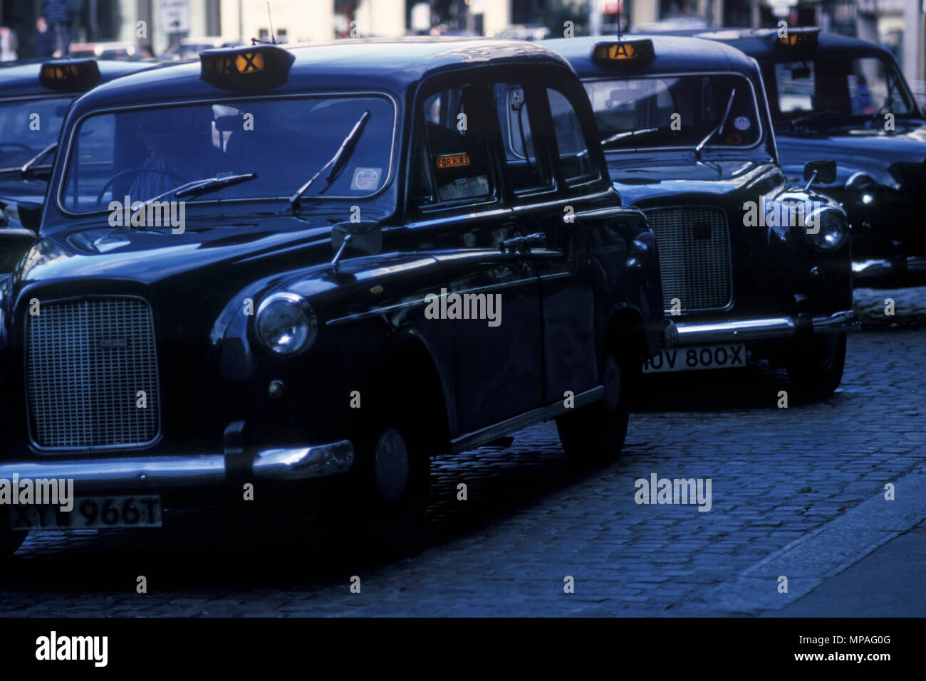 The victoria line hi-res stock photography and images - Alamy
