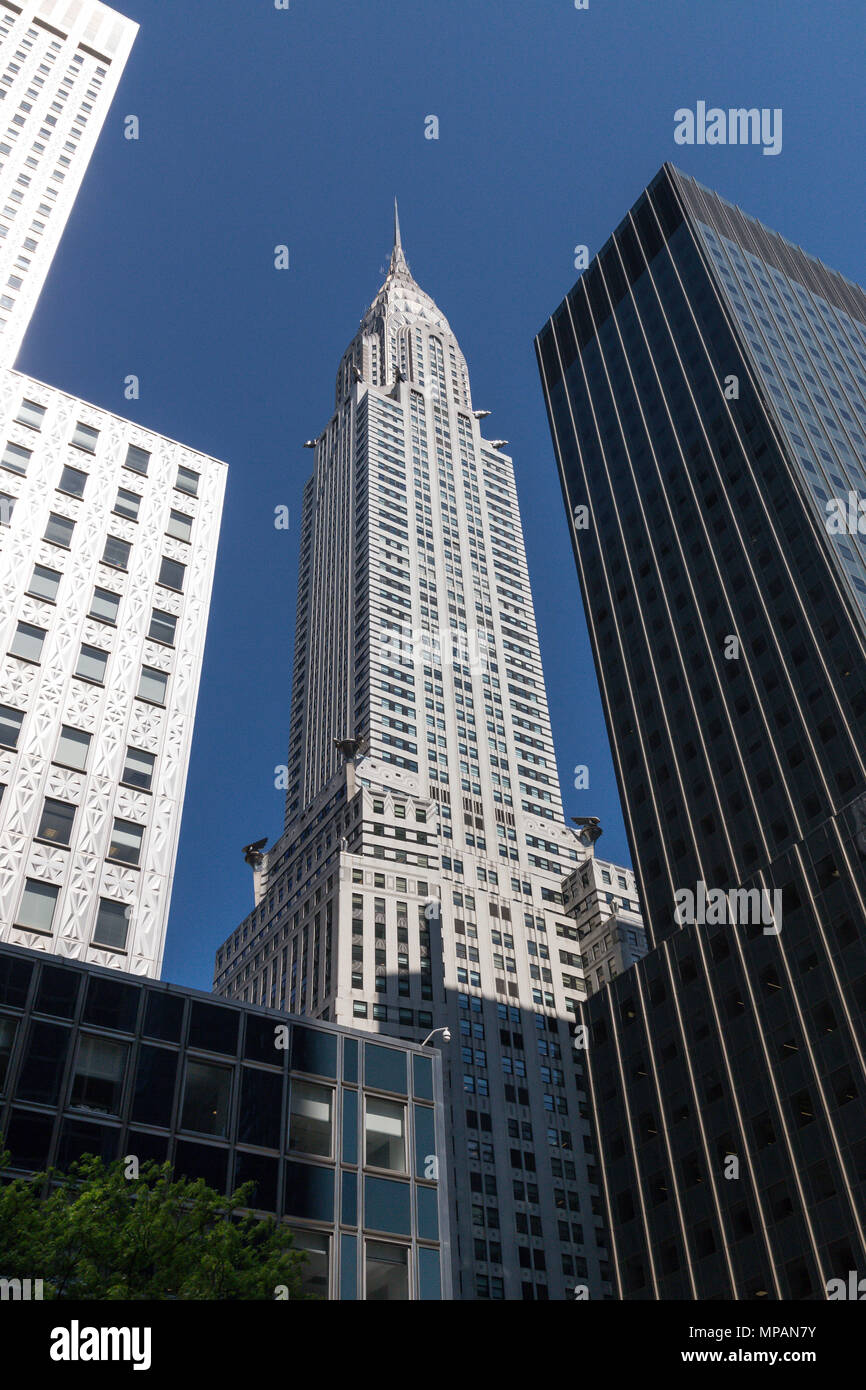 The chysler building hi-res stock photography and images - Alamy