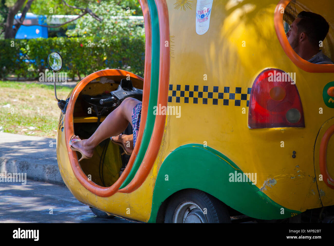 Cuban coco taxi hi-res stock photography and images - Alamy