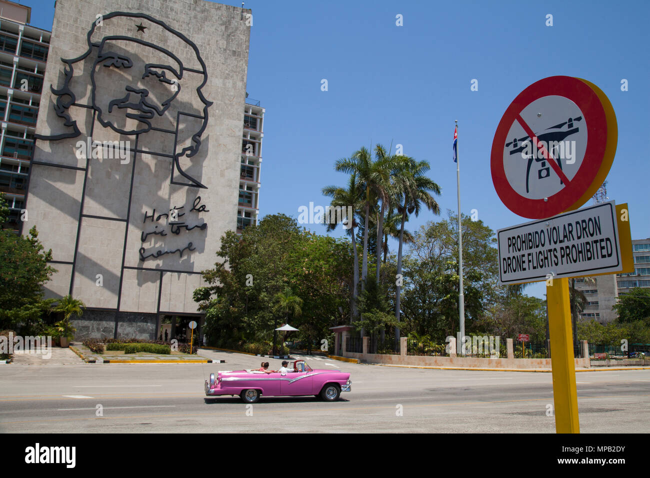 Fidel Castro Cuba sculpture in Revolution Square Havana Cuba, Plaza de ...