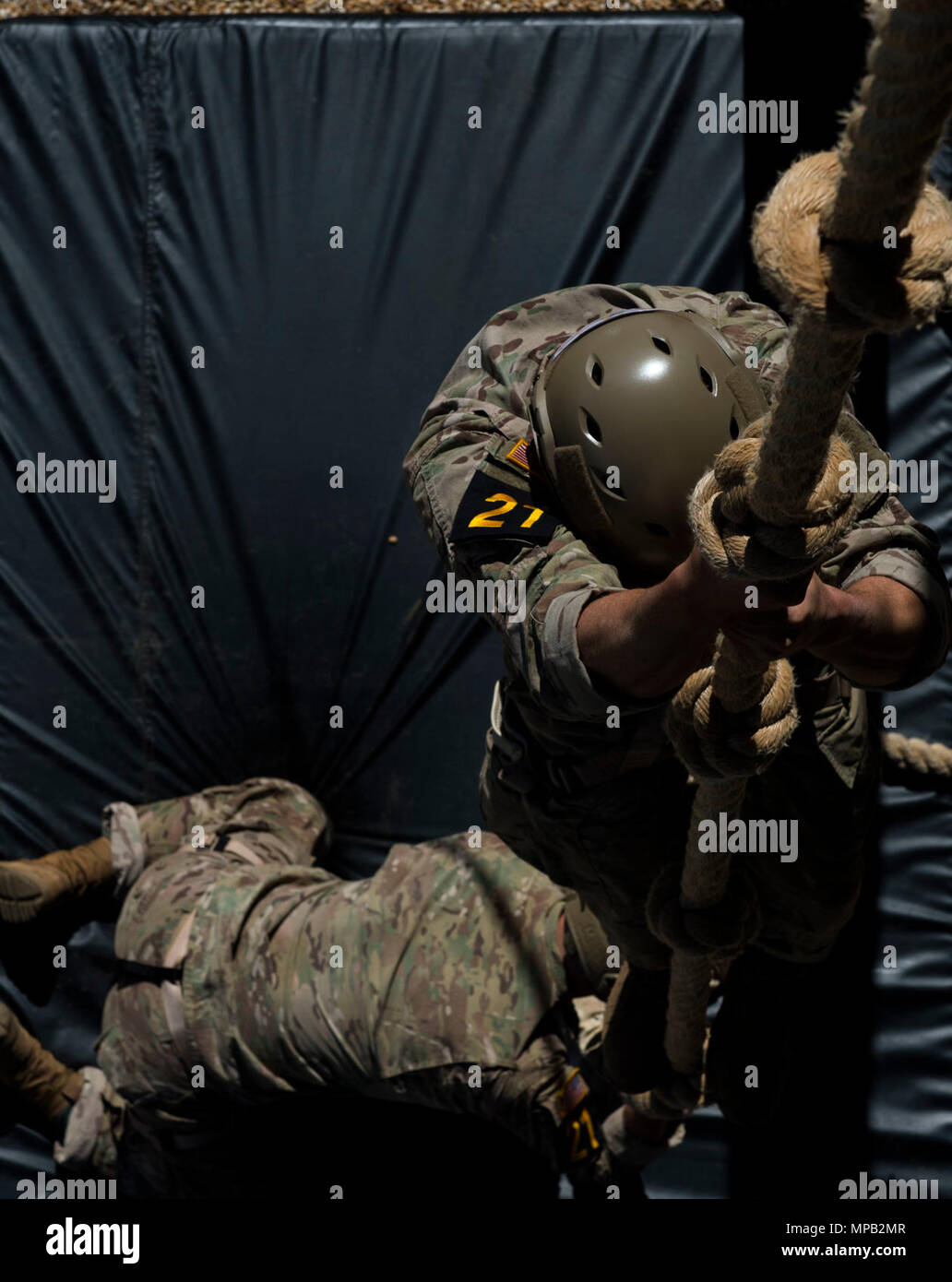 Army obstacle course hi-res stock photography and images - Alamy