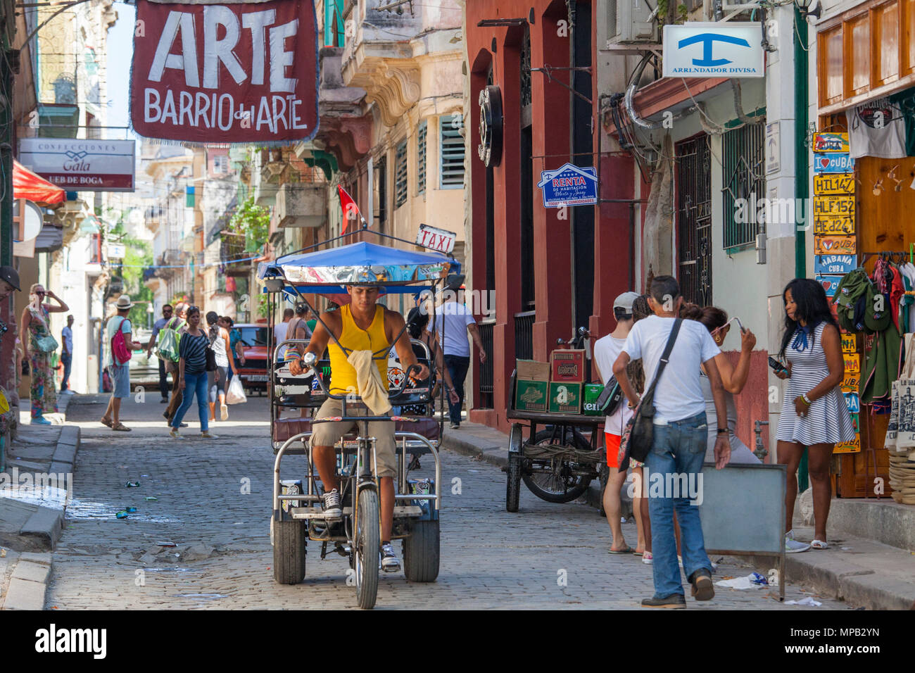 Arte Barrio street in Old Havana Cuba Stock Photo - Alamy