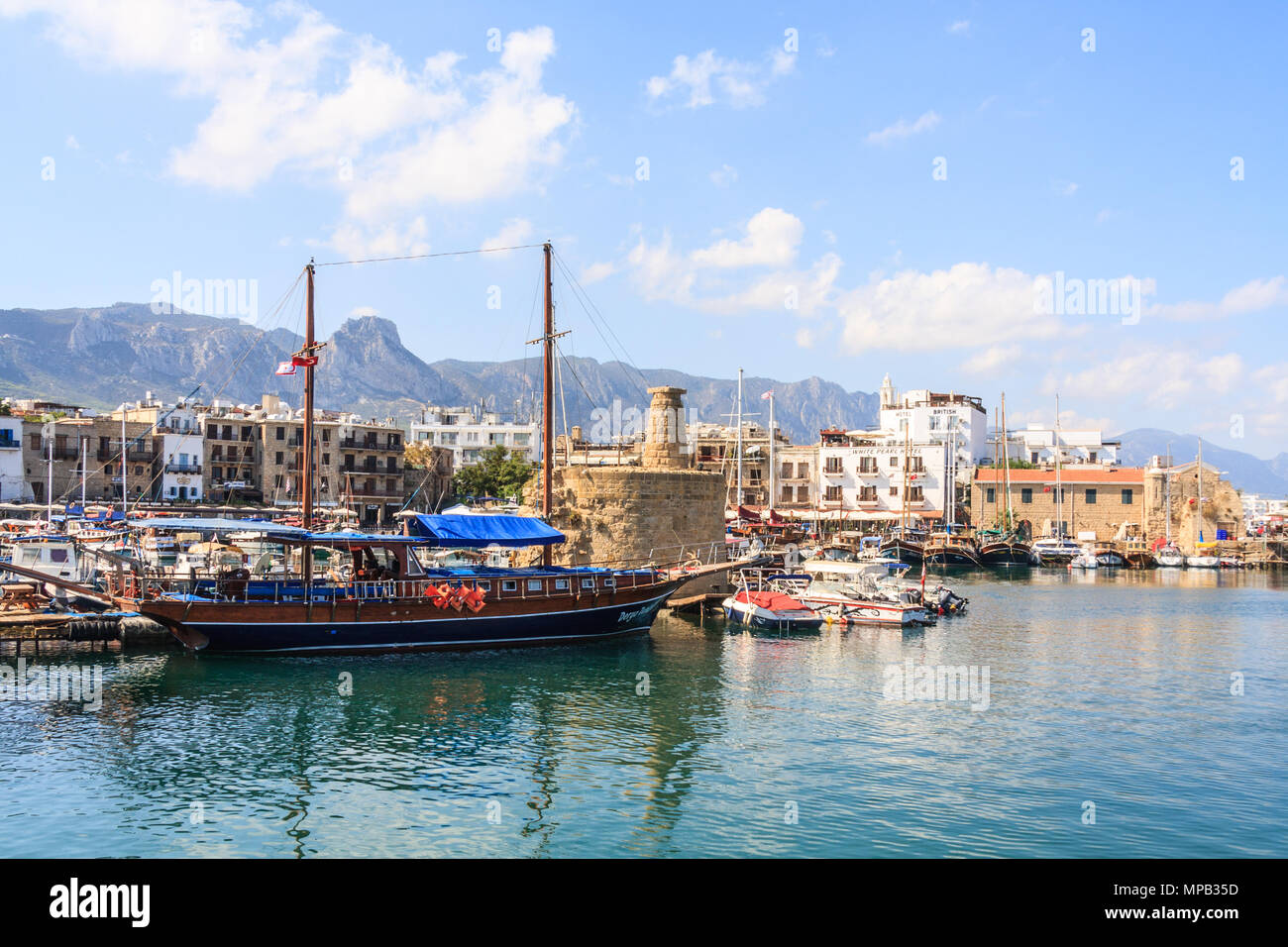Kyrenia mountains hi-res stock photography and images - Alamy