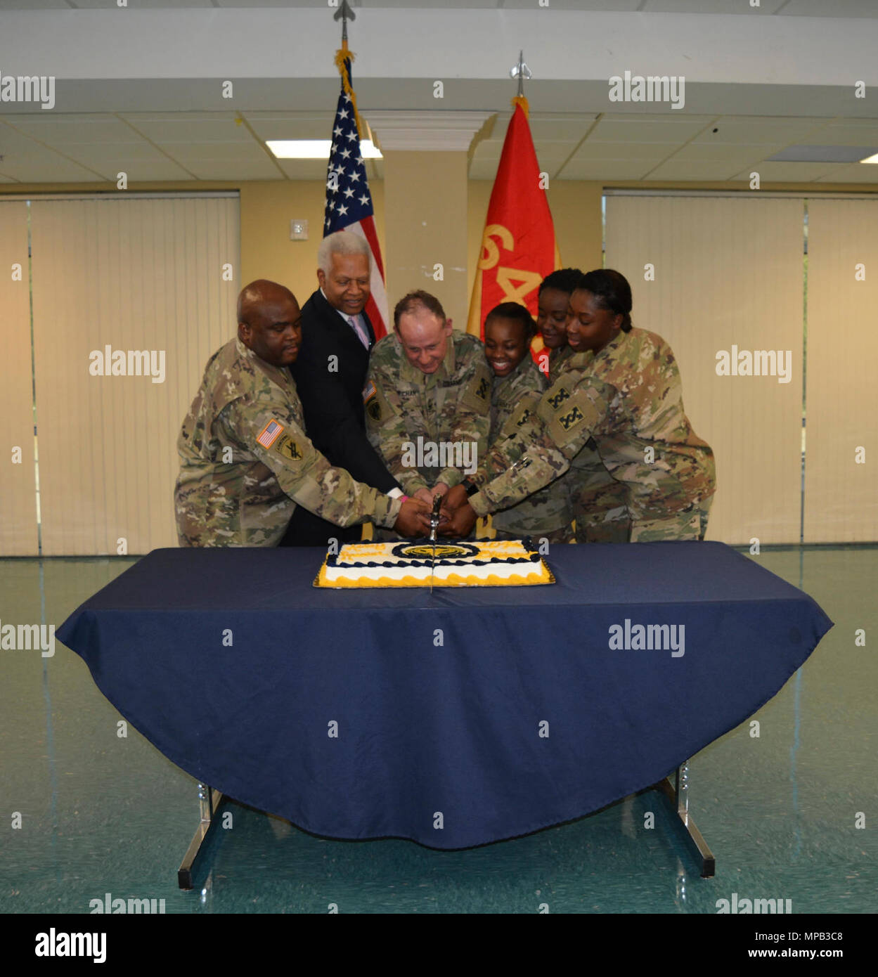 143rd esc hi-res stock photography and images - Alamy