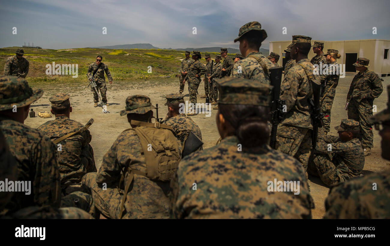 MARINE CORPS BASE CAMP PENDLETON, Calif. – Cpl. Melany Erne, a combat ...