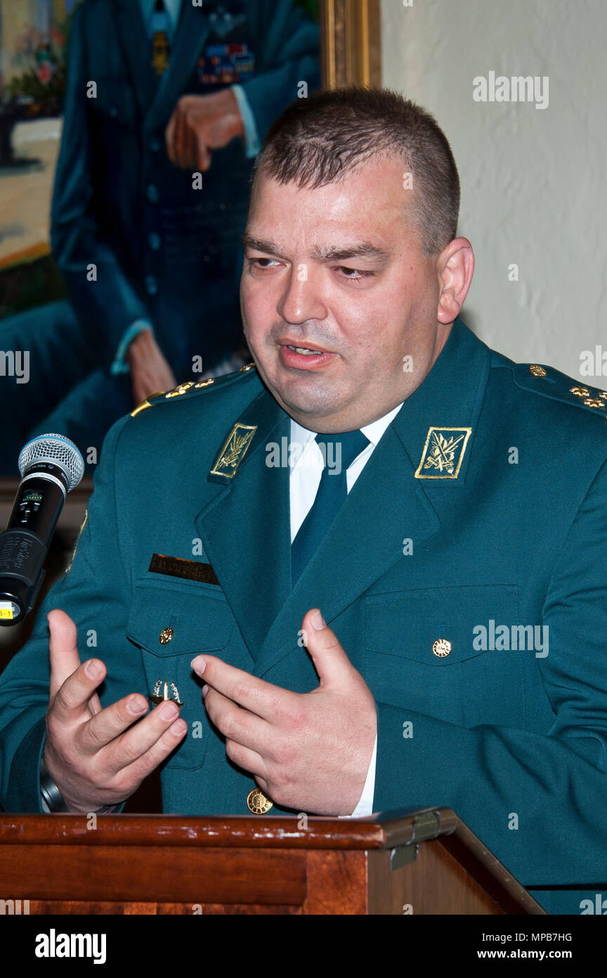 Colonel maxwell hi-res stock photography and images - Alamy