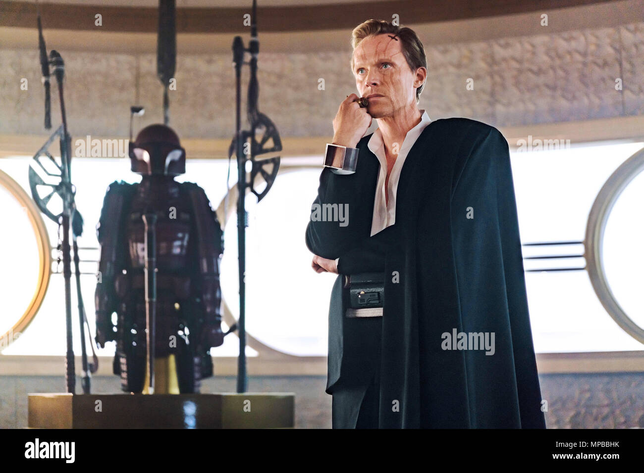 SOLO: A STAR WARS STORY, Paul Bettany as Dryden Vos, 2018. ph: Jonathan ...