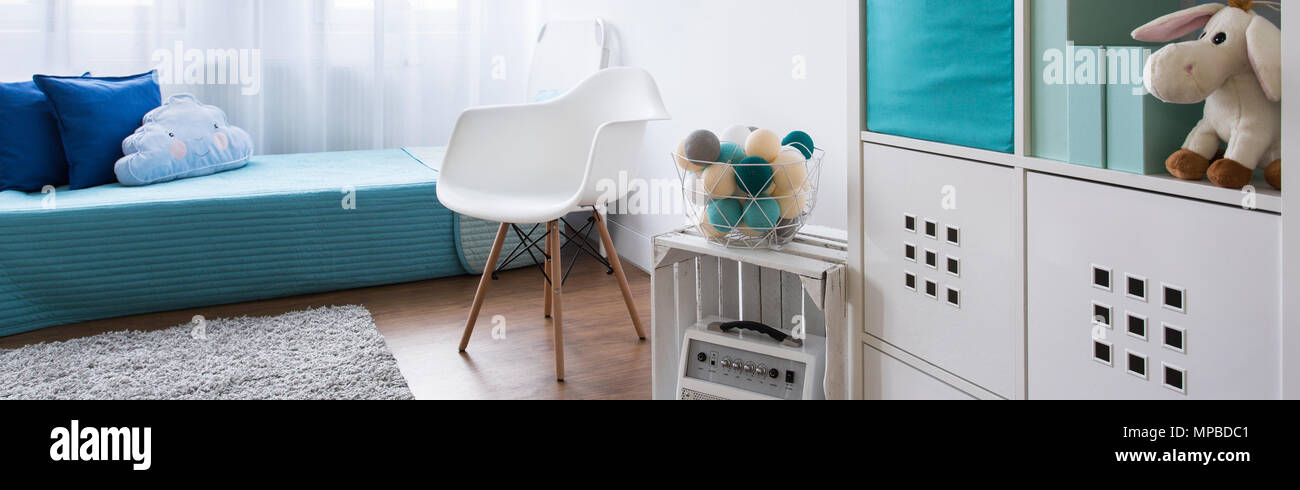 Child dreaming new house home hi-res stock photography and images - Alamy