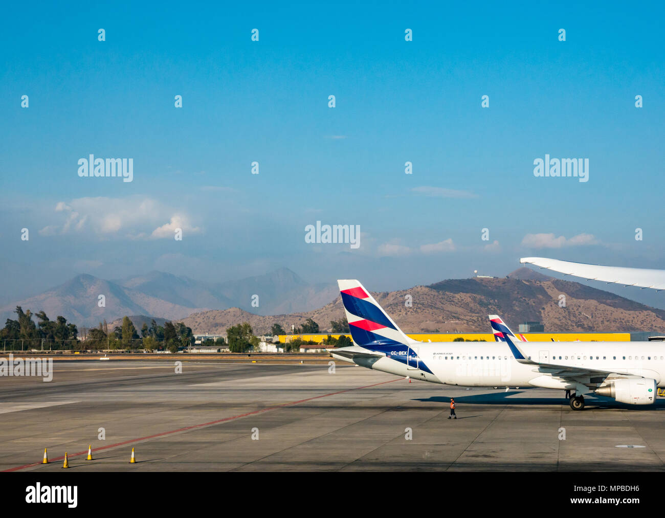 International Airline Logos With Names