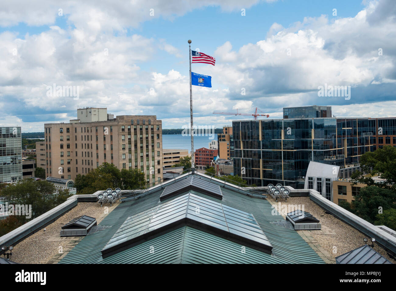 Usa wisconsin madison madison skyline hi-res stock photography and ...