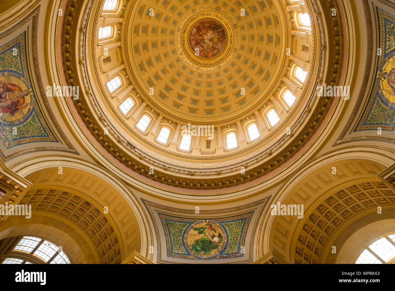 Madison Wisconsin state capitol building Stock Photo - Alamy