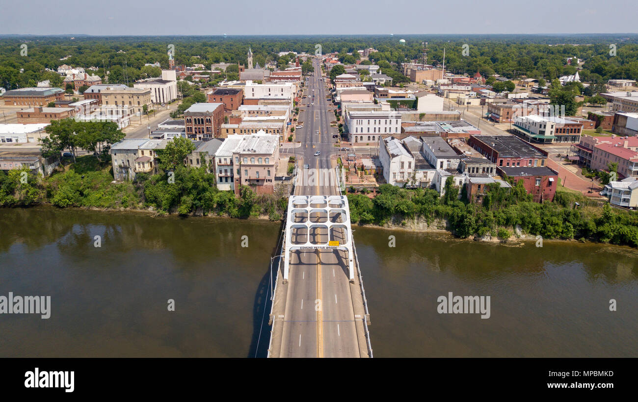 Edmund Pettus Bridge, Selma, Alabama, USA Stock Photo - Alamy