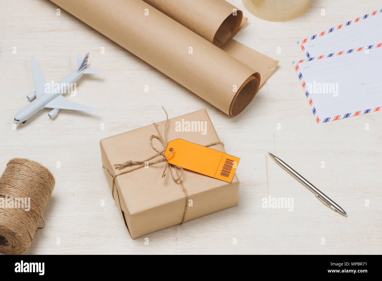 Parcel label hi-res stock photography and images - Alamy
