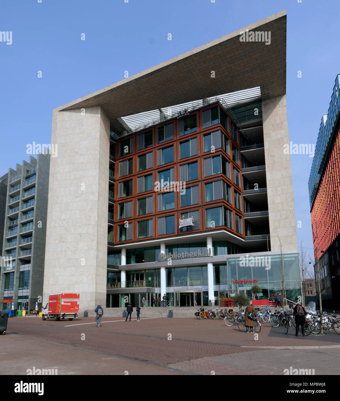 Amsterdam exterior hi-res stock photography and images - Alamy