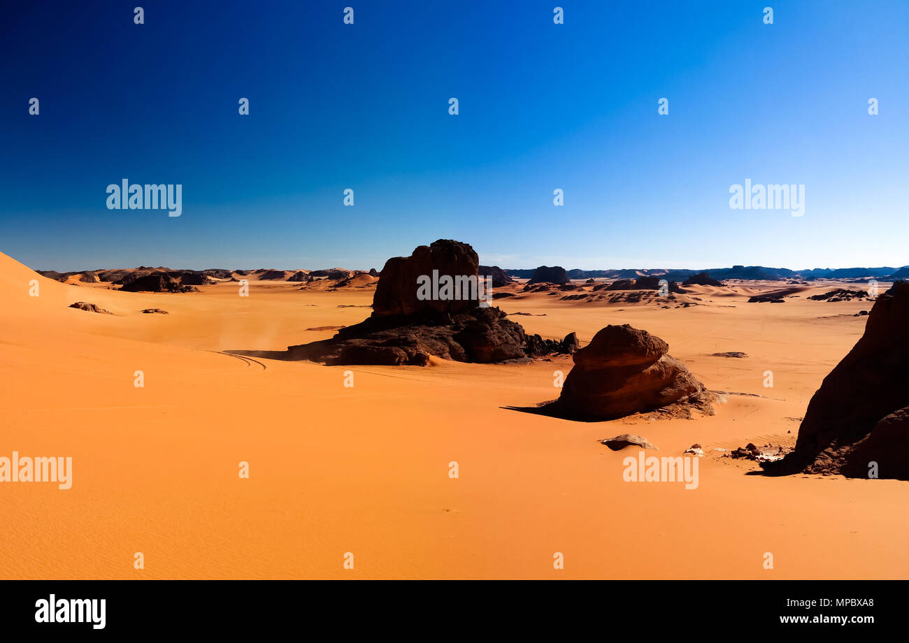 sunset view to Tin Merzouga dune, Tassili nAjjer national park, Algeria ...