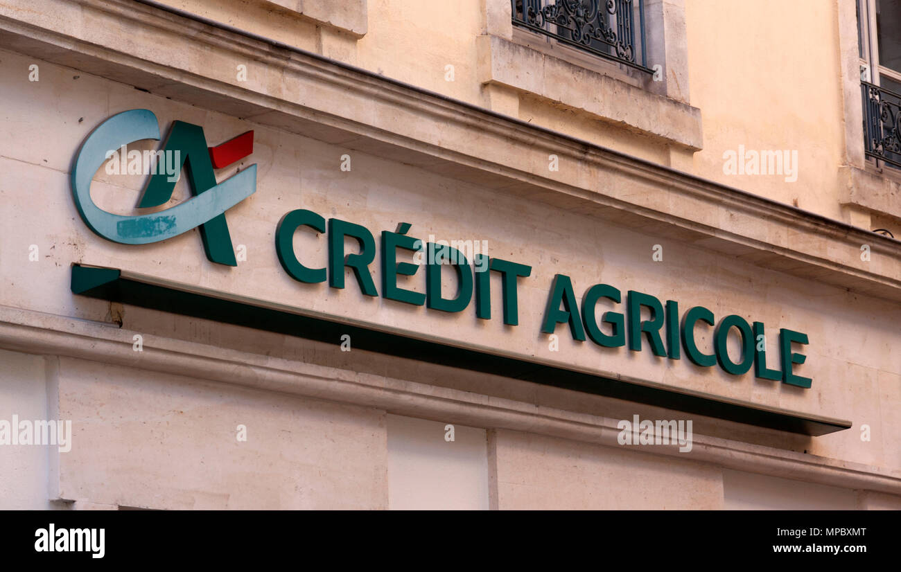 Crédit agricole france hi-res stock photography and images - Alamy