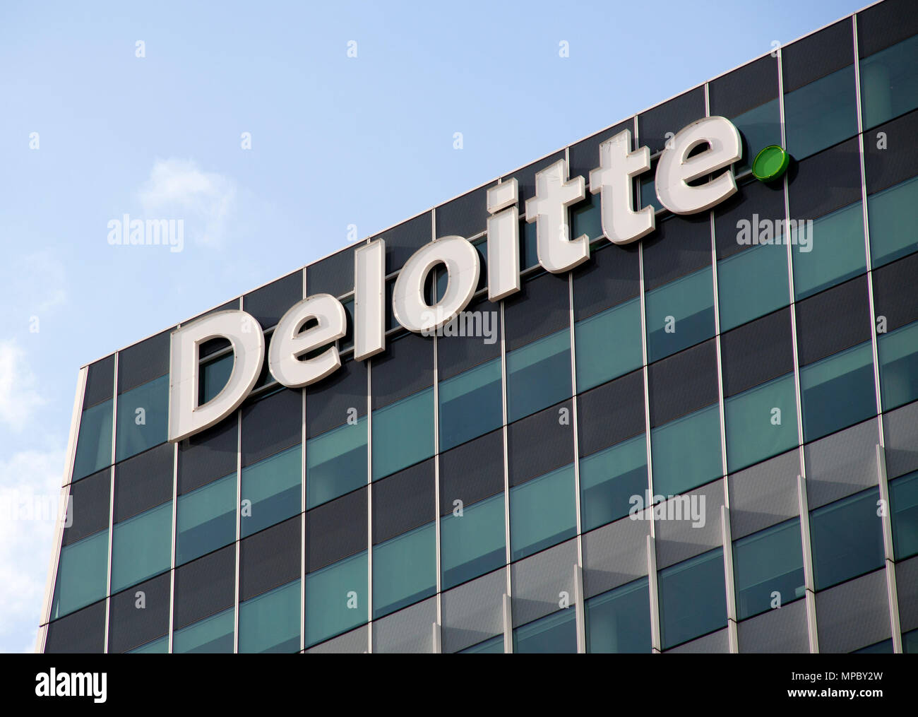 Deloitte hi-res stock photography and images - Alamy