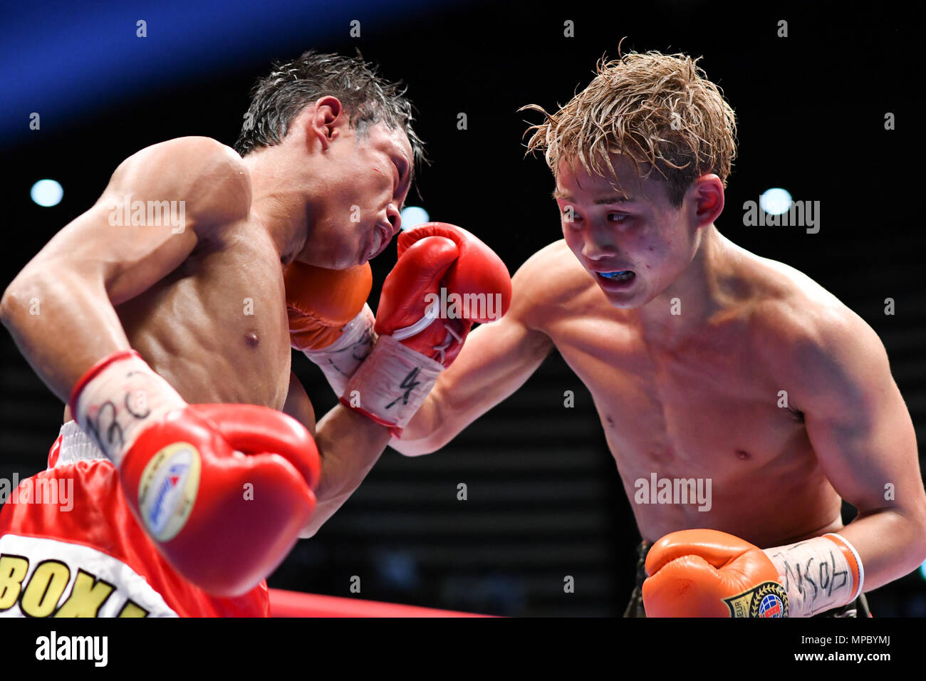 Tokyo, Japan. 20th May, 2018. (L-R) Vince Paras (PHI), Hiroto Kyoguchi ...