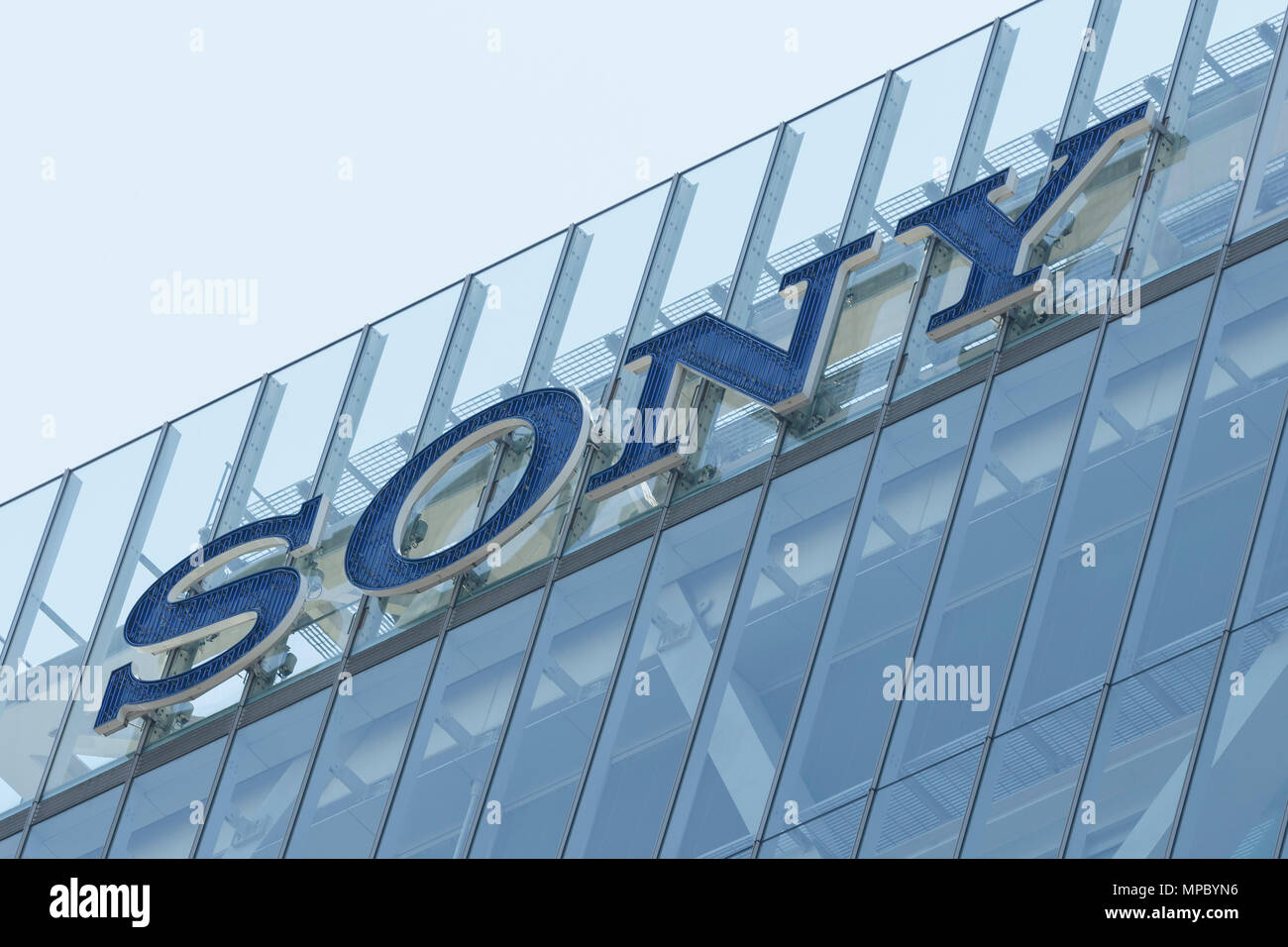 Sony headquarters tokyo hi-res stock photography and images - Alamy
