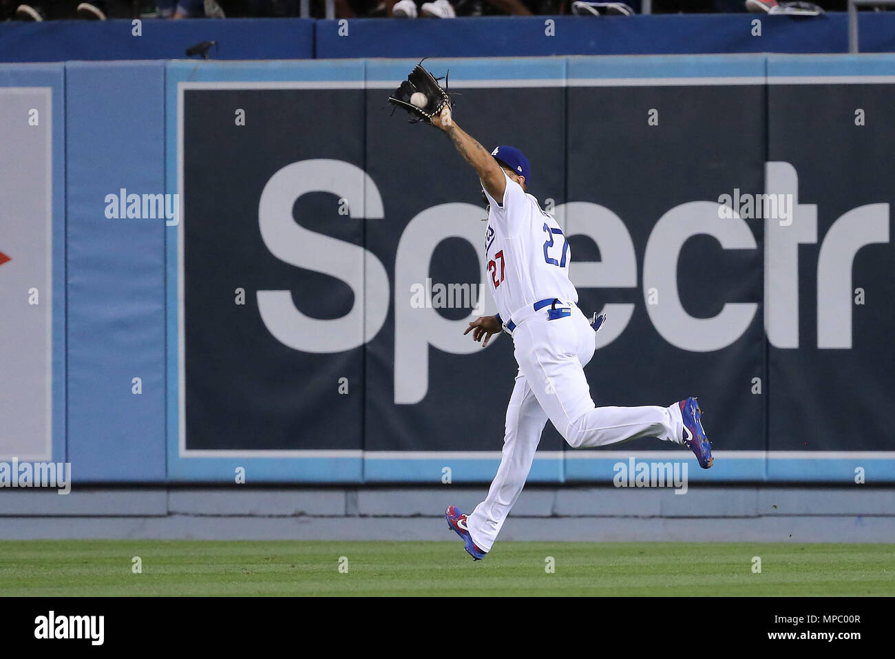 Los Angeles, CA, USA. 21st May, 2018. Los Angeles Dodgers left fielder ...