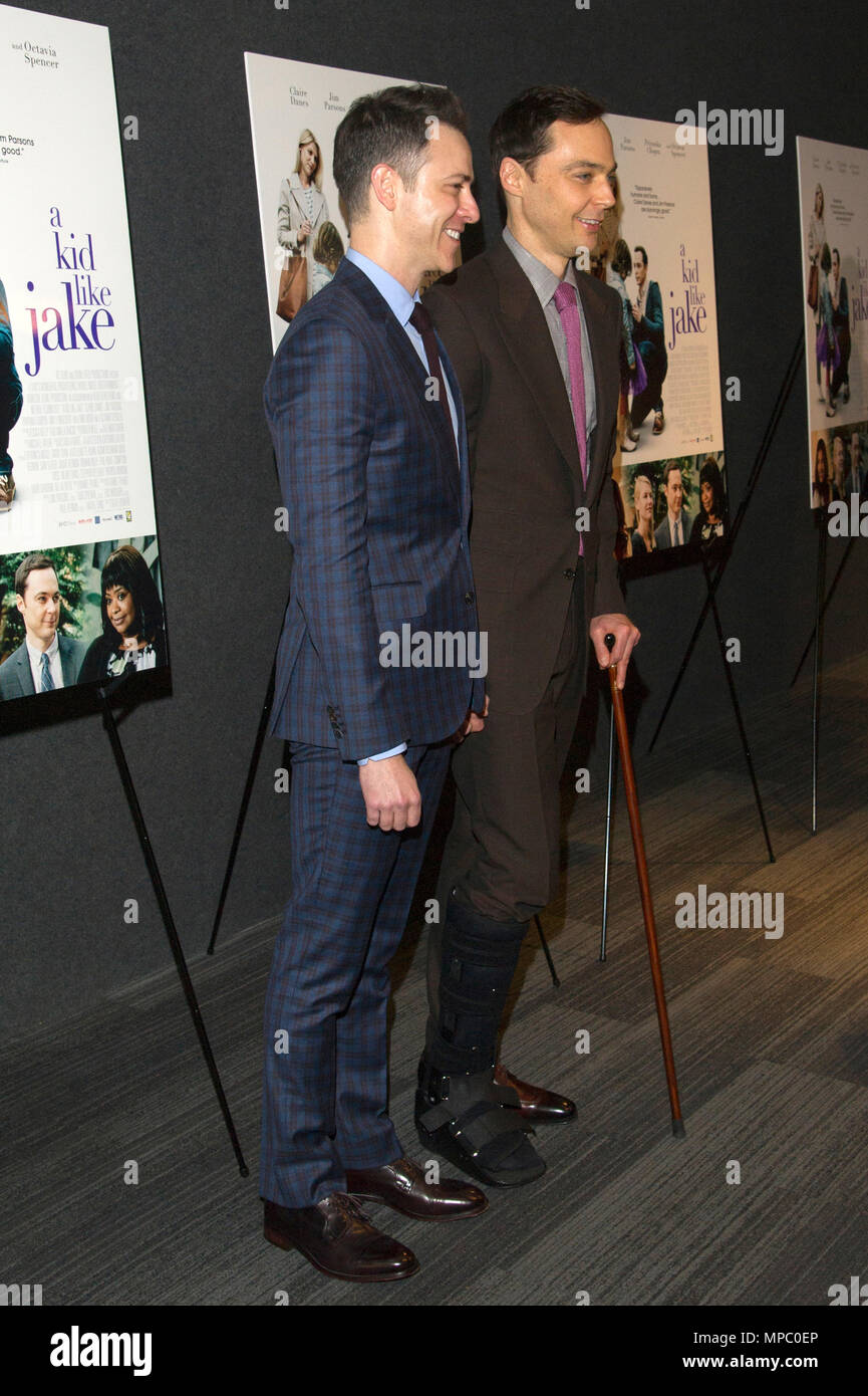 New York, USA. 21st May, 2018. Todd Spiewak (L) and actor Jim Parsons ...