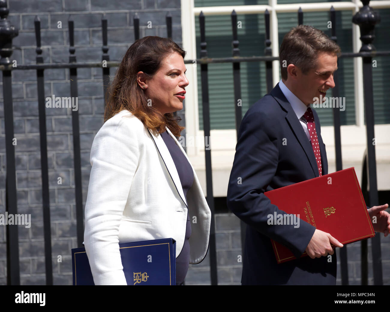 Caroline nokes truss hi-res stock photography and images - Alamy