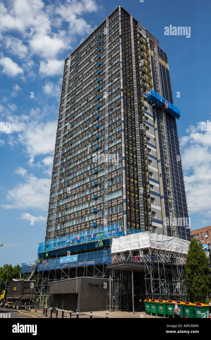 London, UK. 22nd May, 2018. Contractors from Engie, appointed by Newham ...