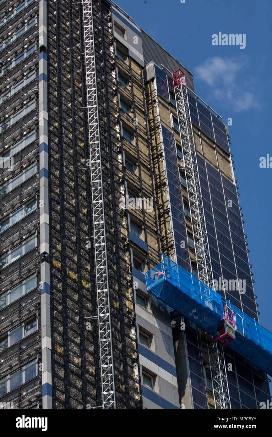 Newham social housing hi-res stock photography and images - Alamy