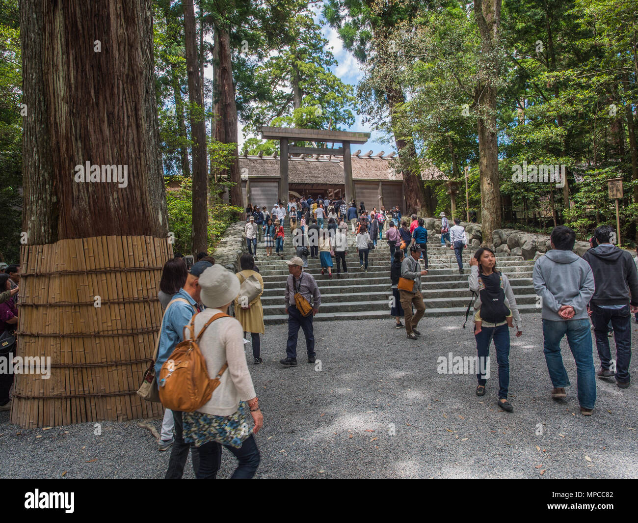 Ise jingu hi-res stock photography and images - Alamy