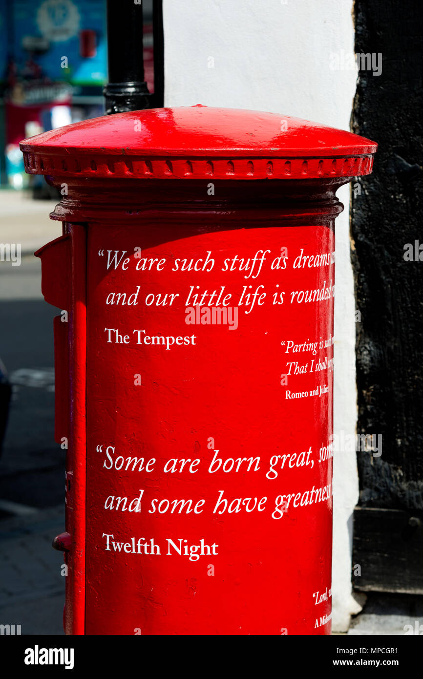 Quotation box hi-res stock photography and images - Alamy