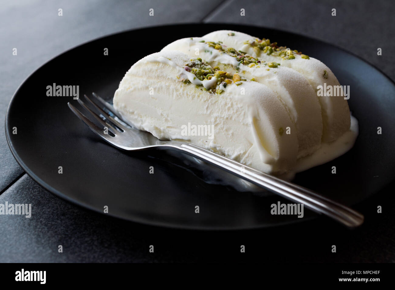 Kesme hi-res stock photography and images - Alamy