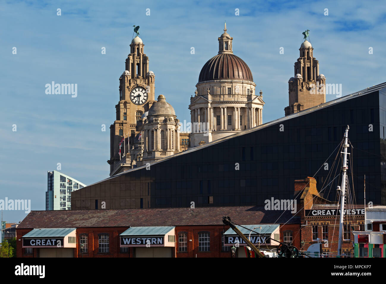 Liver building buildings three hi-res stock photography and images - Alamy
