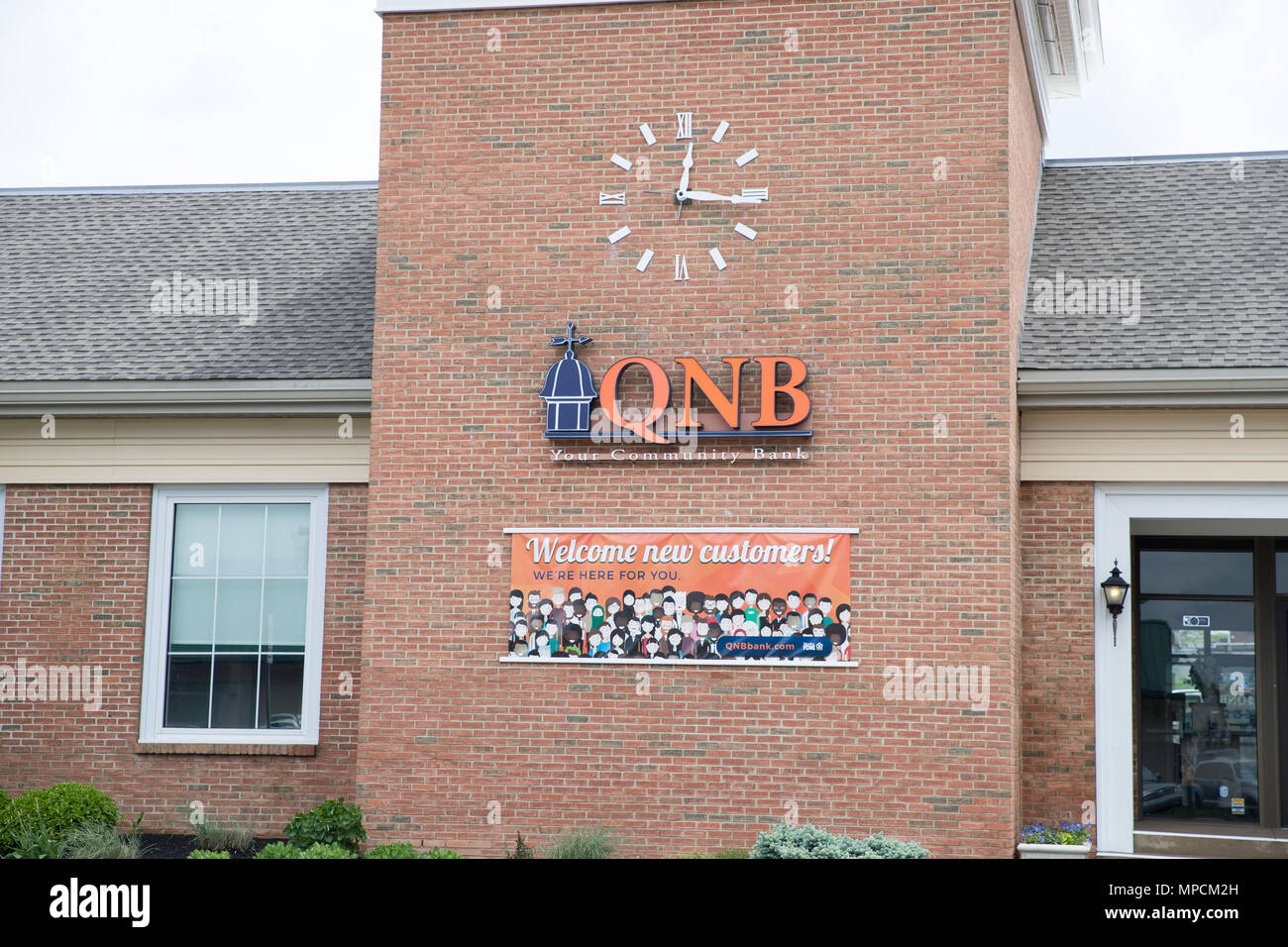 Qnb bank hi-res stock photography and images - Alamy