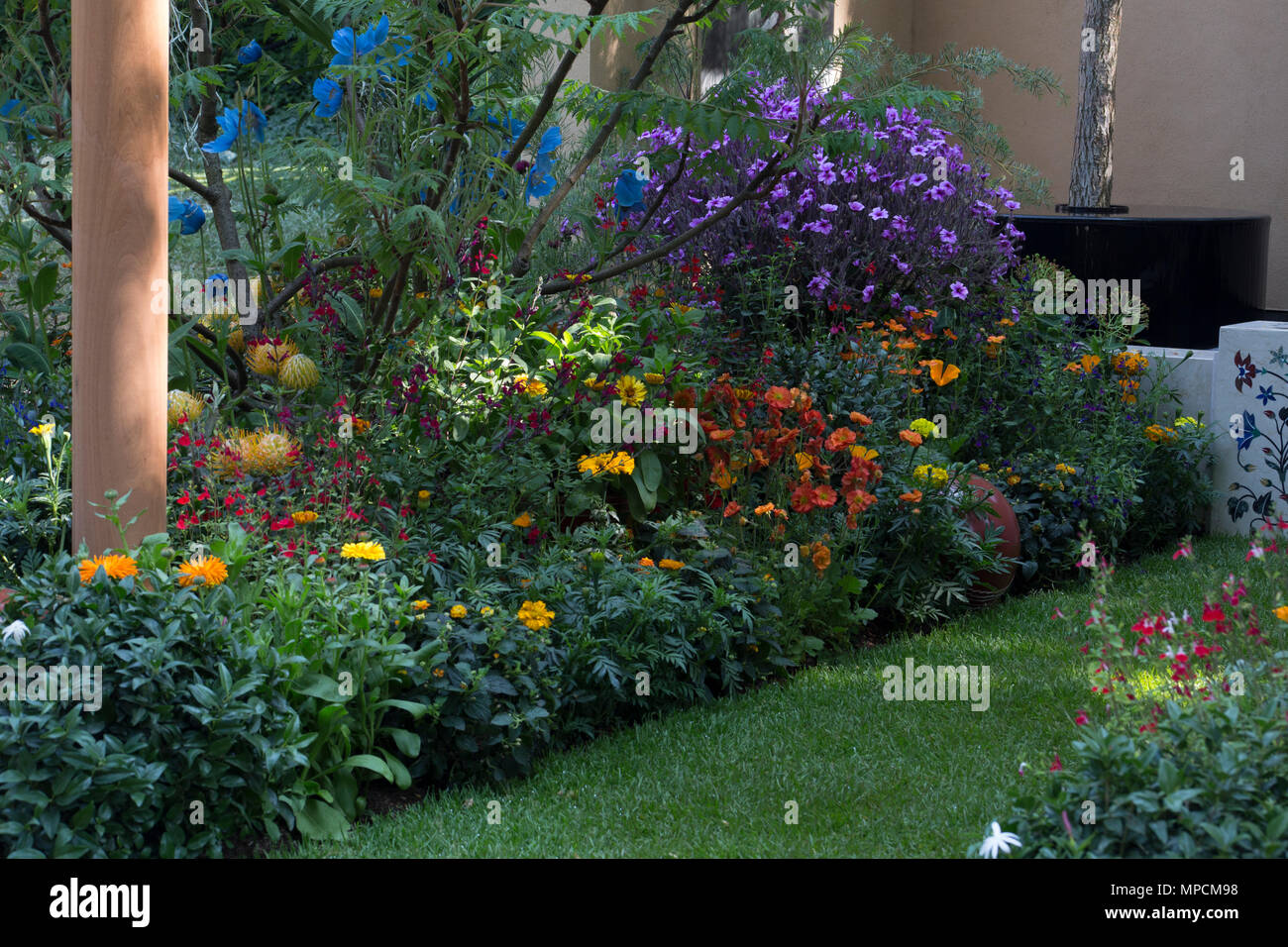 British Council Garden - India: A Billion Dreams. Designer: Sarah ...