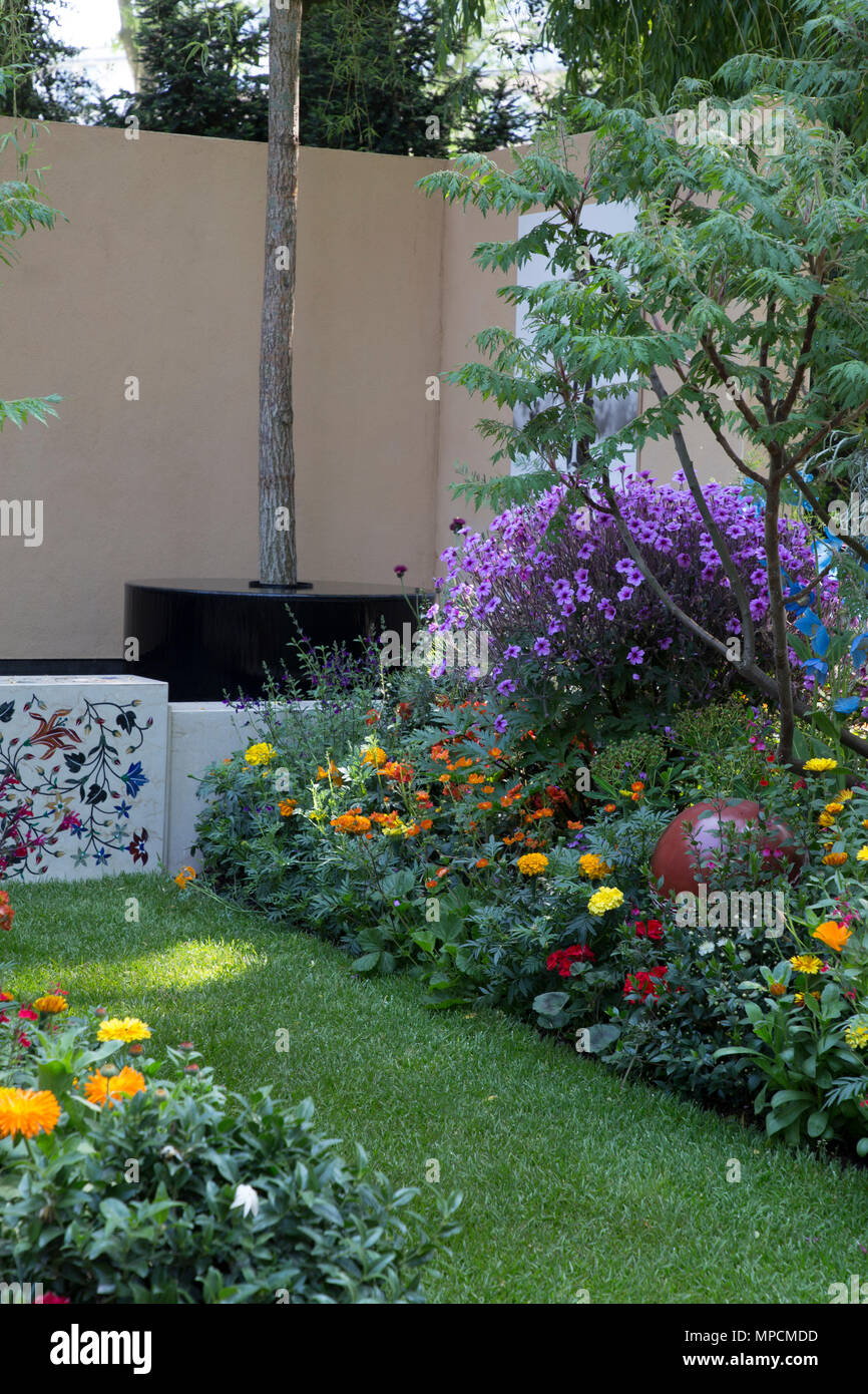 Sarah eberle designer hi-res stock photography and images - Alamy