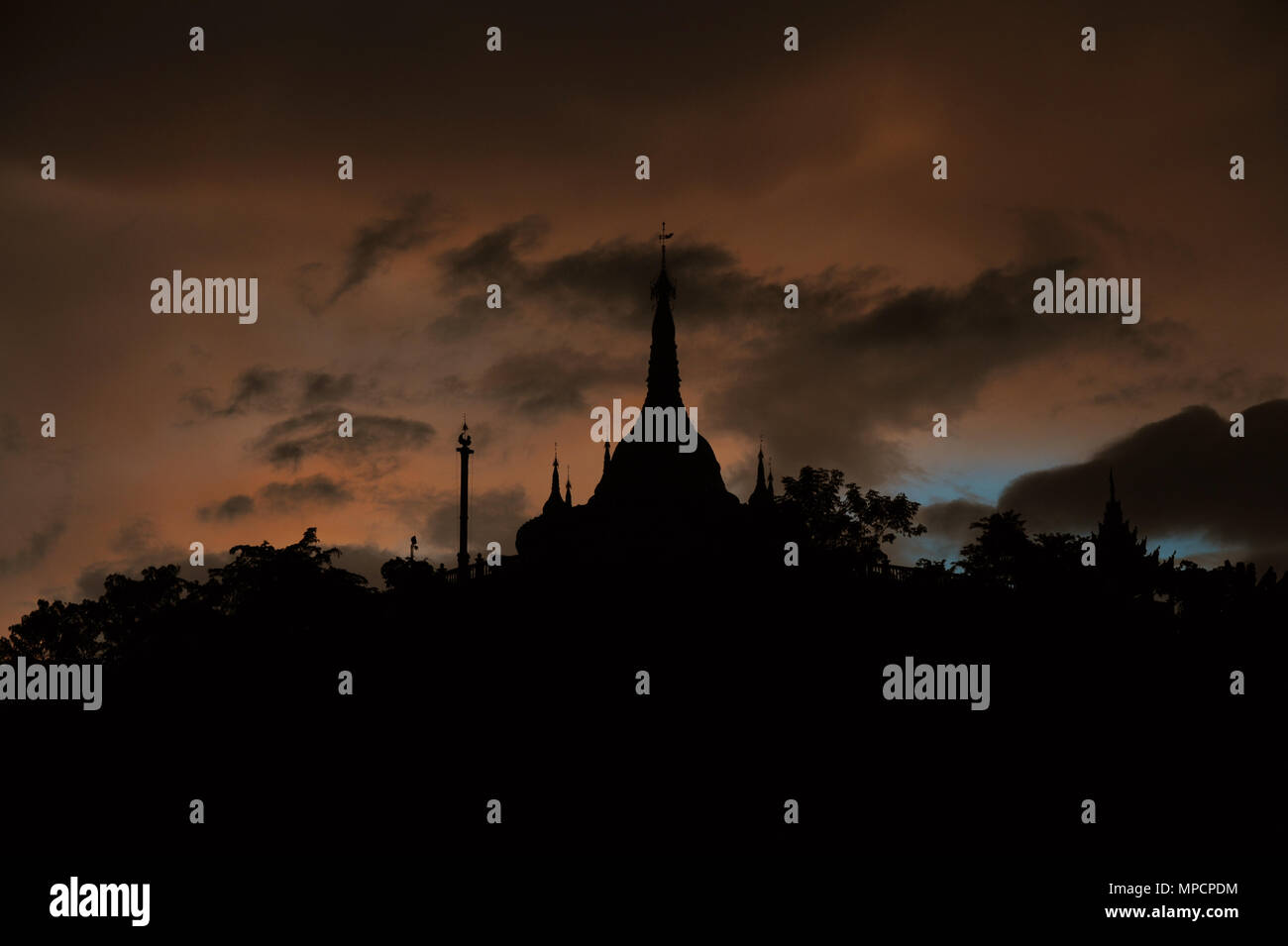 Dhatu jadi hi-res stock photography and images - Alamy