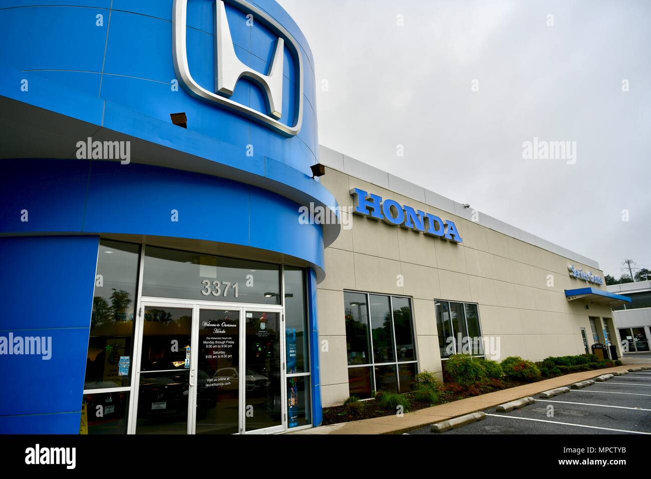 Honda of Annapolis car dealership Stock Photo - Alamy