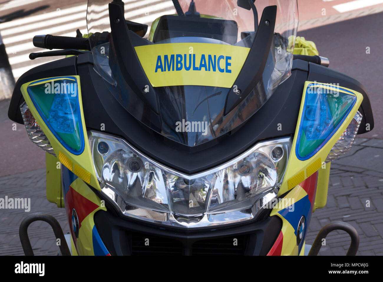 Motor ambulance for hi-res stock photography and images - Alamy