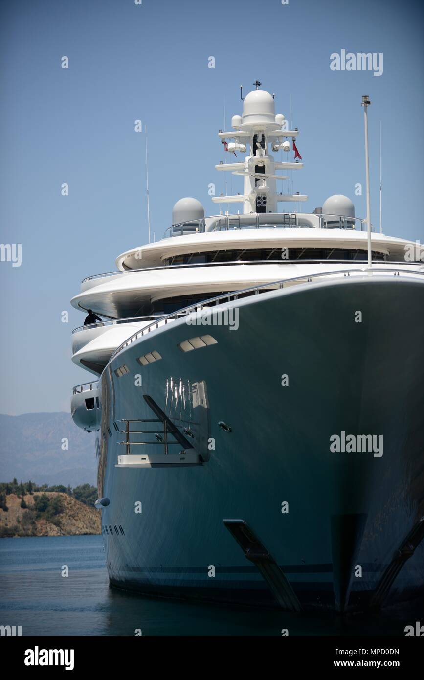 Super Yatch, ocean victory Stock Photo - Alamy